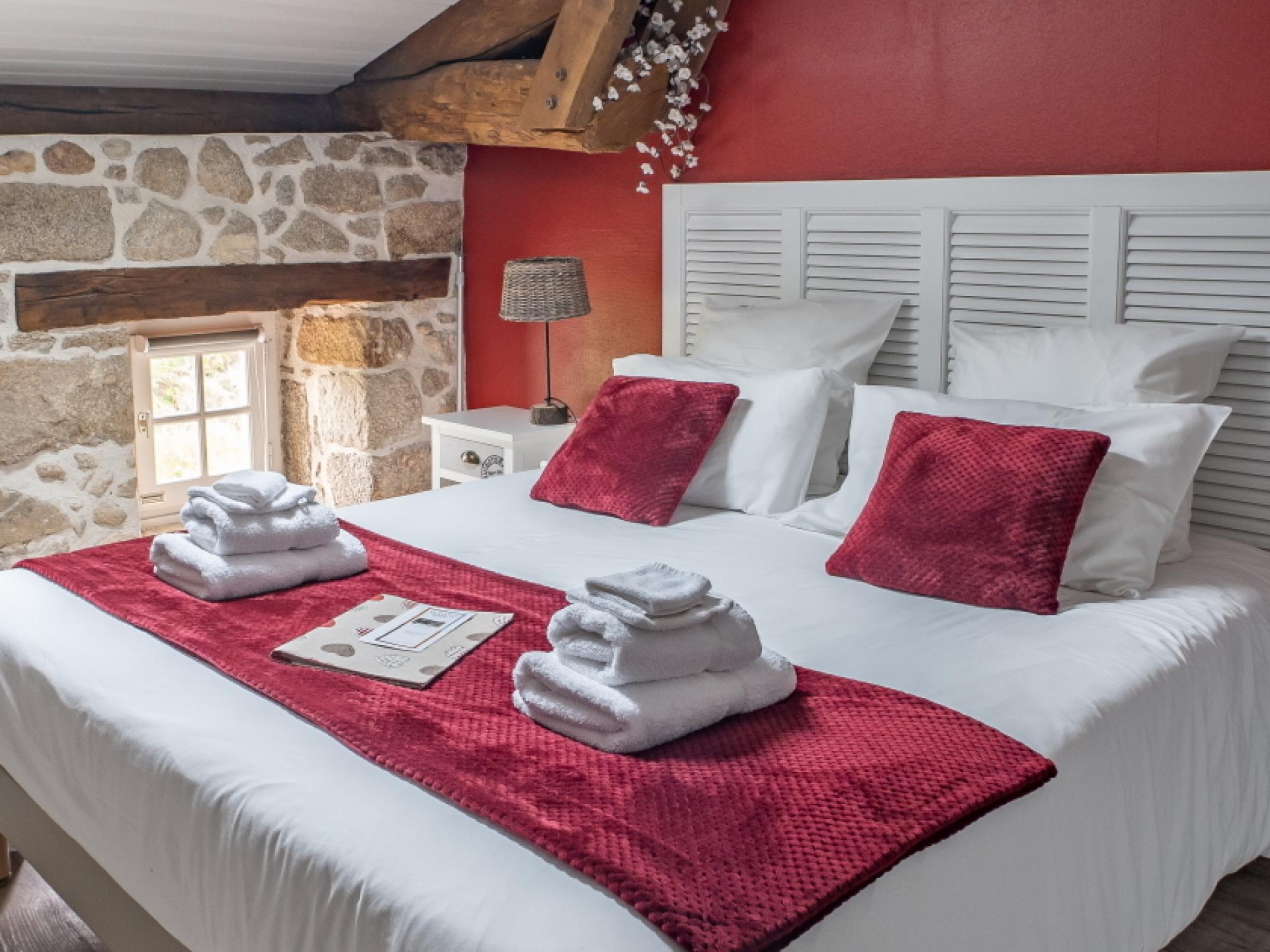 Véronique Braud and her guest house in the heart of the Limousin ...